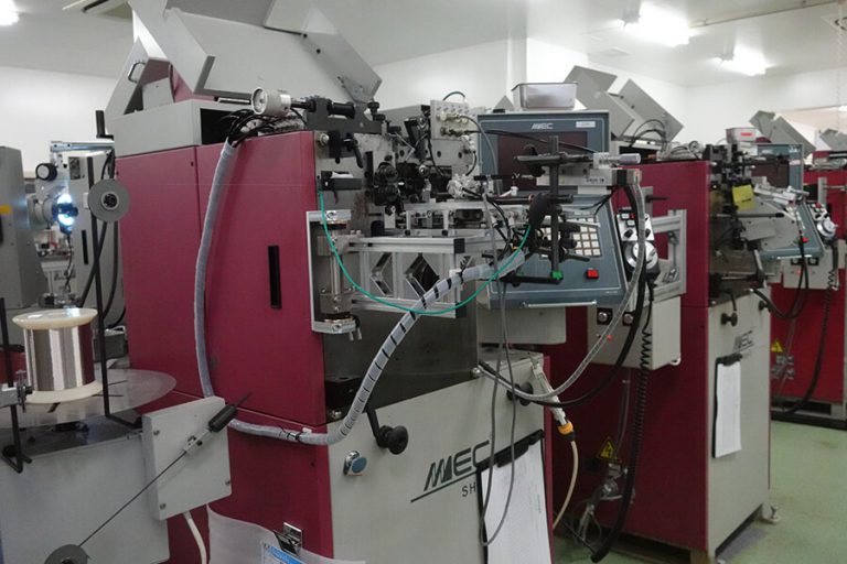 Micro coil / Precious metal coil processing | 株式会社ミタカ | 医療機器・半導体・電子機器部材の製造